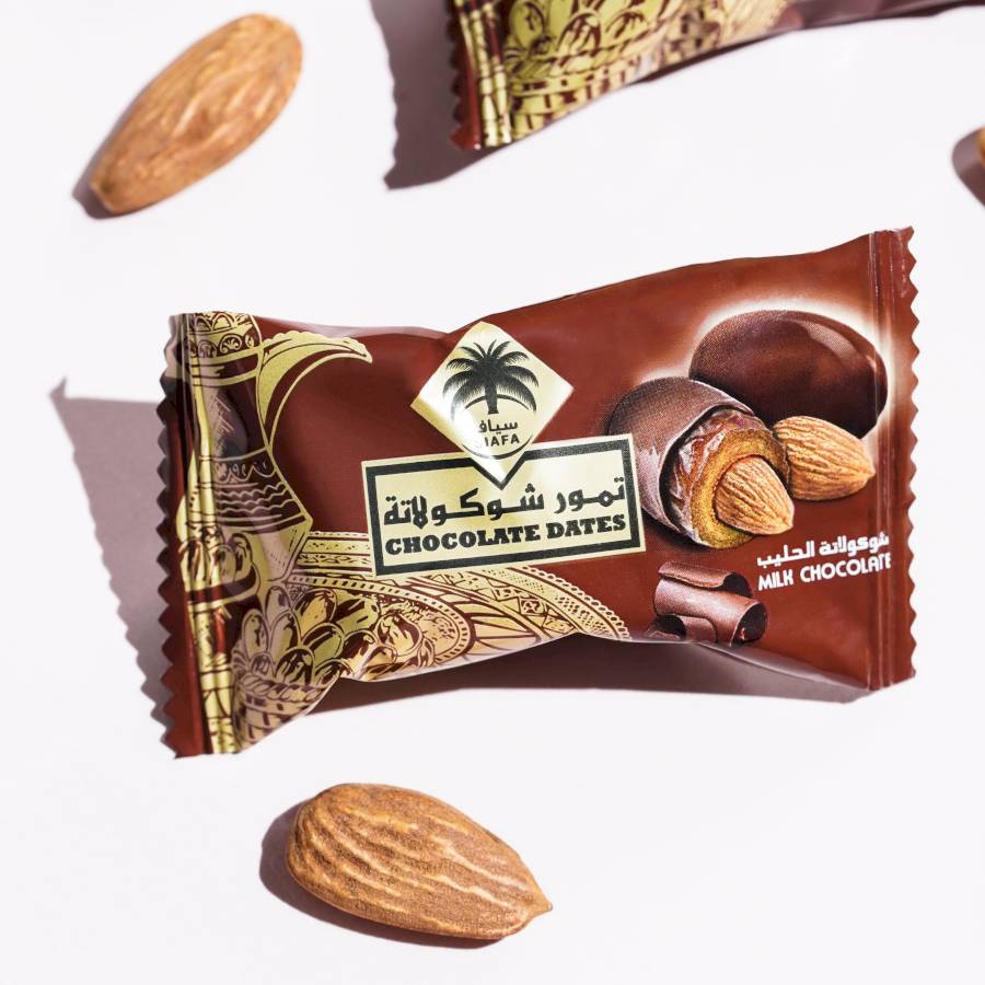 Dates With Milk Chocolate And Almond 100 G